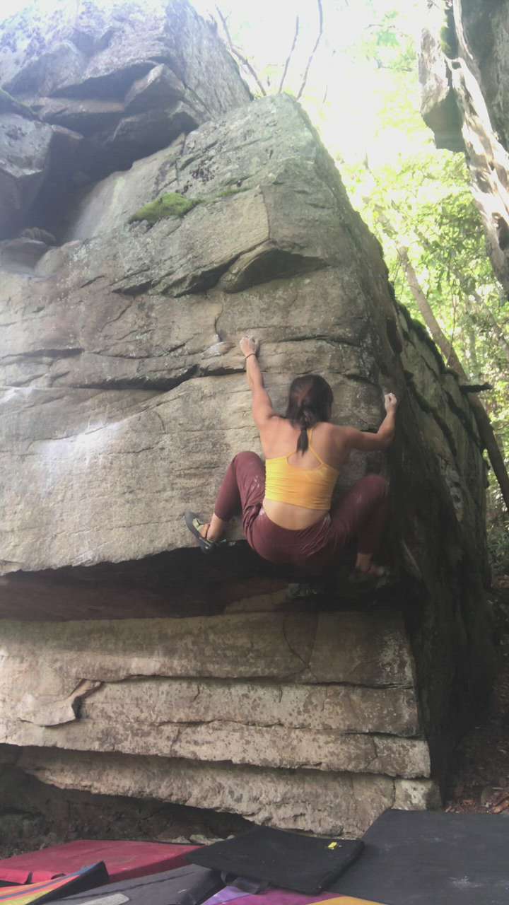 Xanax v6 - The Meadow, New River Gorge Bouldering - Watch Beta Videos