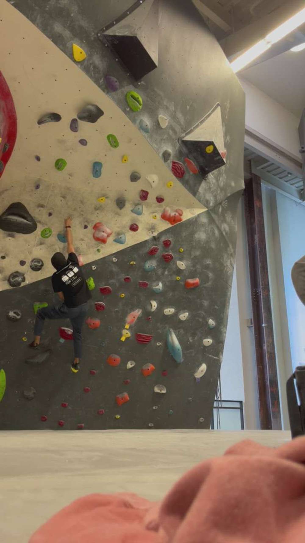 Yellow v5 - Climb So iLL at the Power Plant Bouldering - Watch Beta Videos