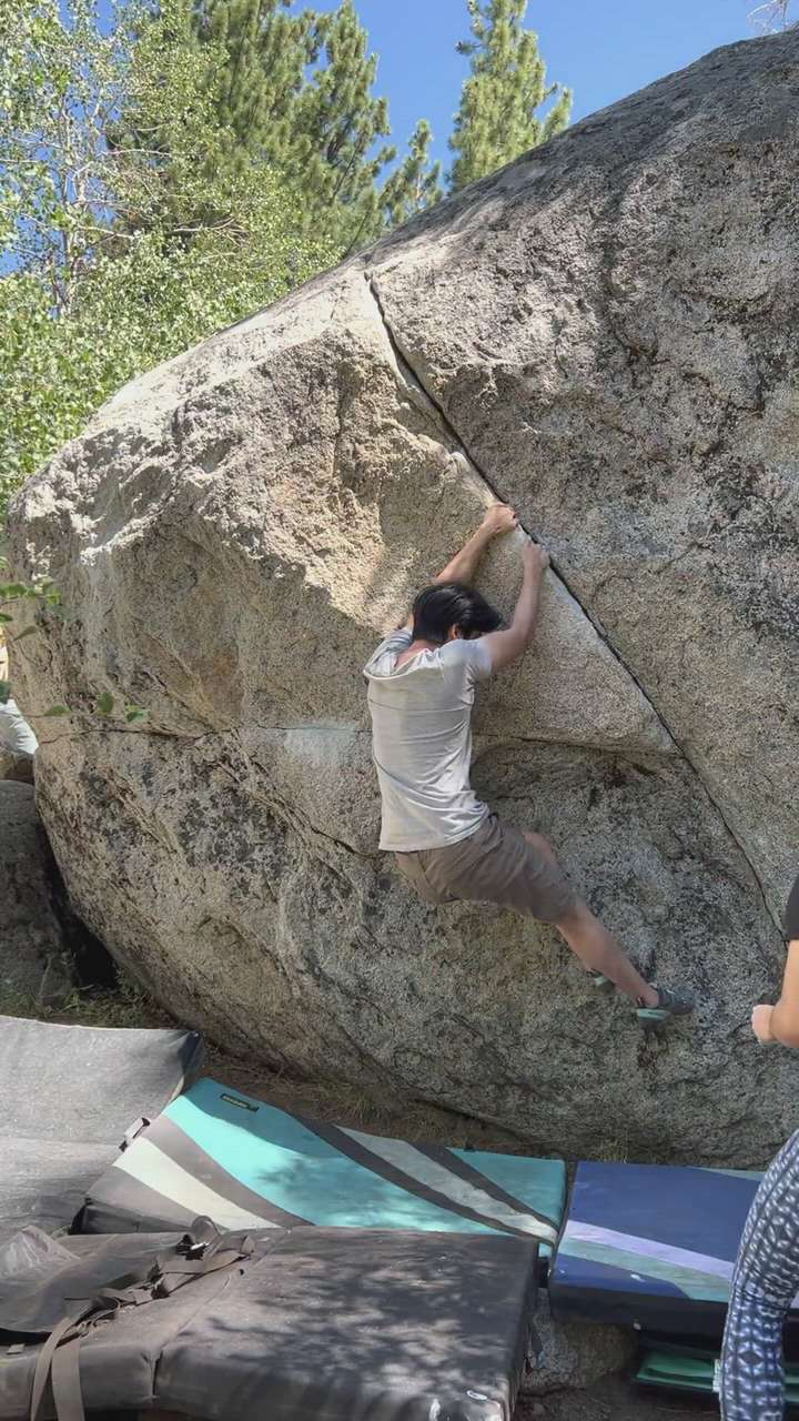 Beaver Cleaver v4 - Beavers, Lake Tahoe Bouldering - Watch Beta Videos