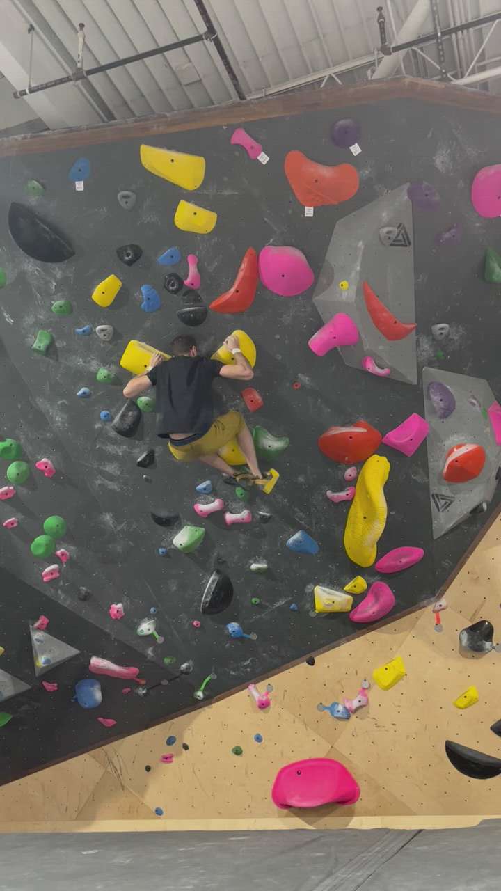 Yellow Boulder, Latitude Virginia Beach - KAYA | The Climber's App