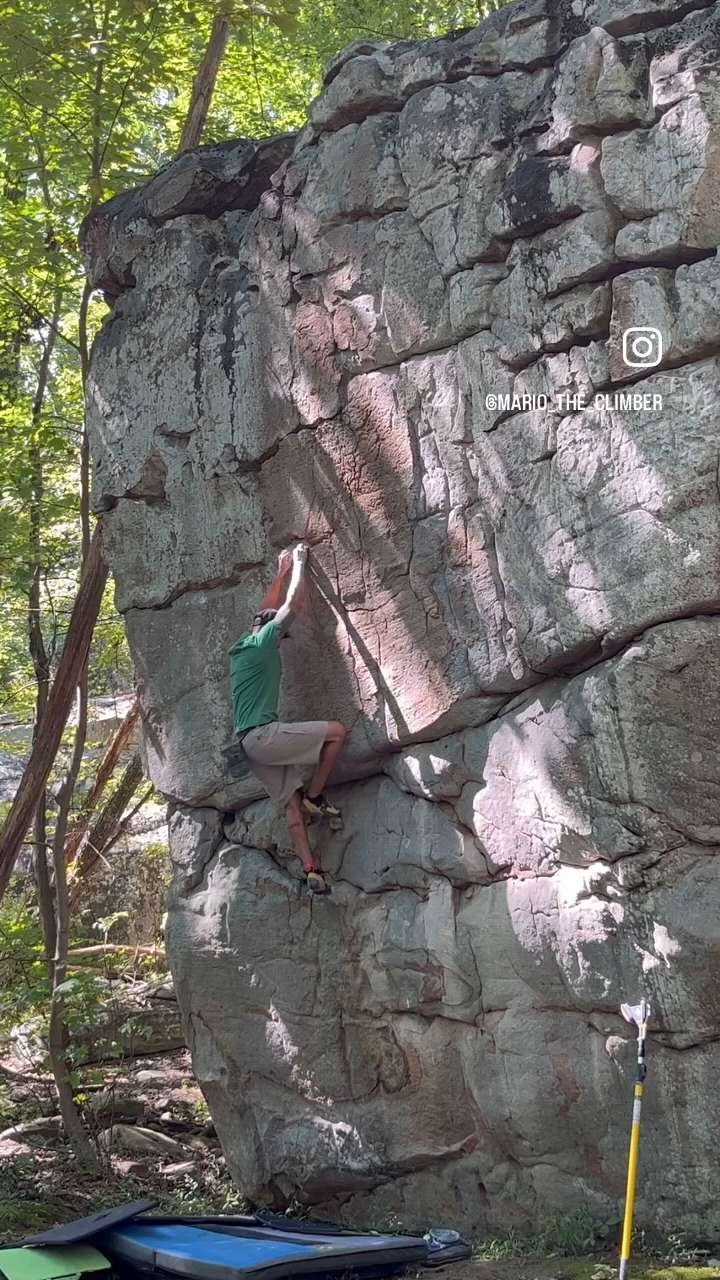 Graham Crackers v2 - Back Area, Stone Fort Bouldering - Watch Beta Videos