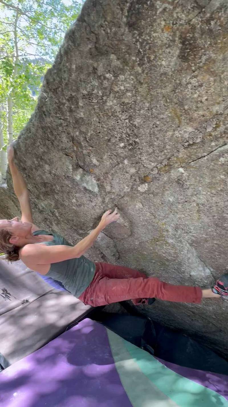 Sneaking Around v6 - White Pine Trailhead, Little Cottonwood Canyon Bouldering - Watch Beta Videos