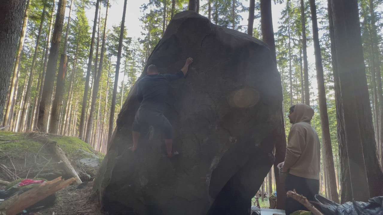 Ross Bongo v8 - Reiter Road, Gold Bar Bouldering - Watch Beta Videos