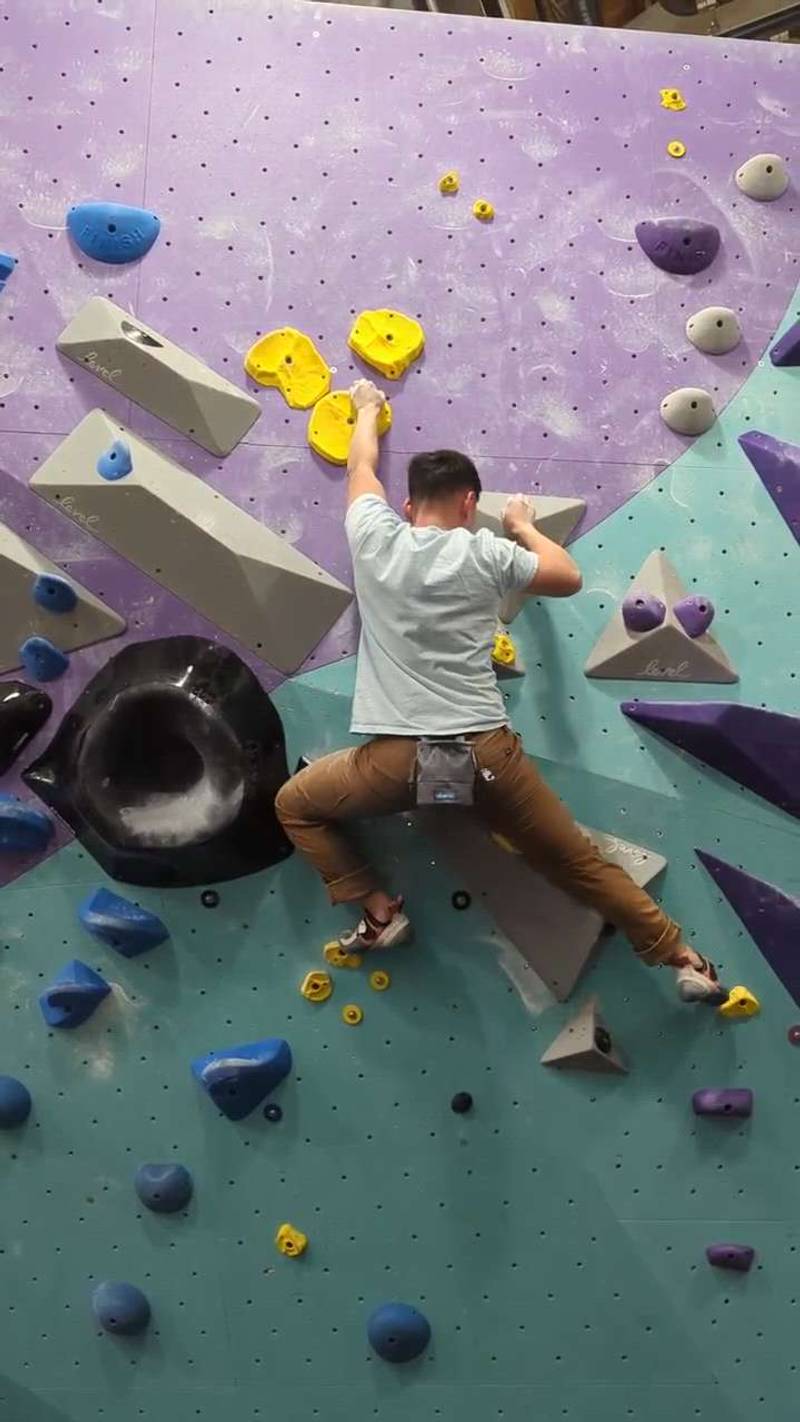 Yellow v5 - Movement Dallas The Hill Bouldering - Watch Beta Videos