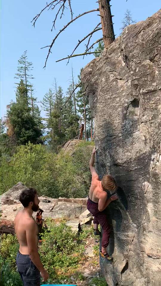 Donny v5 - Skaha, Penticton Bouldering - Watch Beta Videos