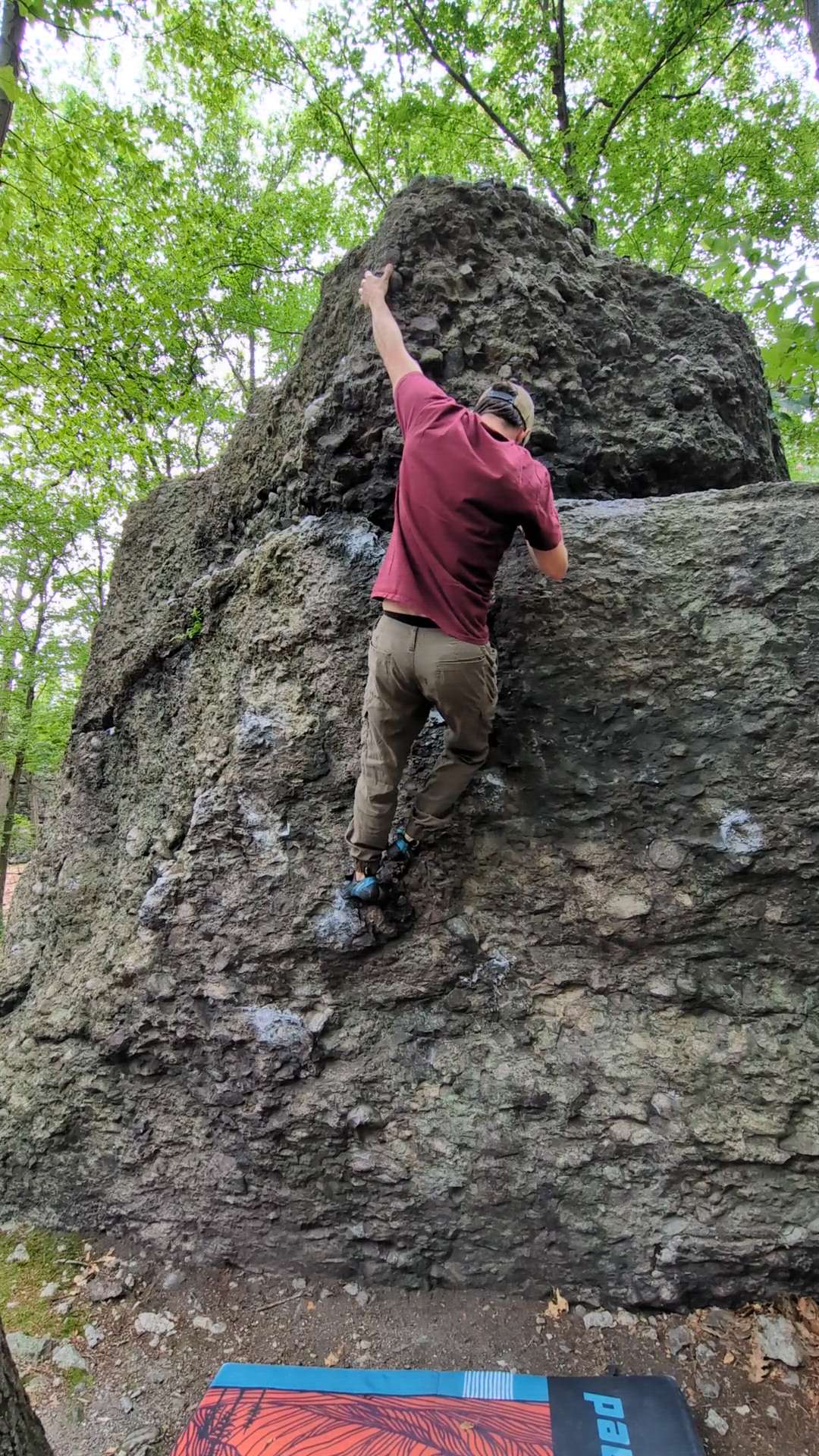 Backseat Hammond v1 - Alcove Area, Hammond Pond Bouldering - Watch Beta ...