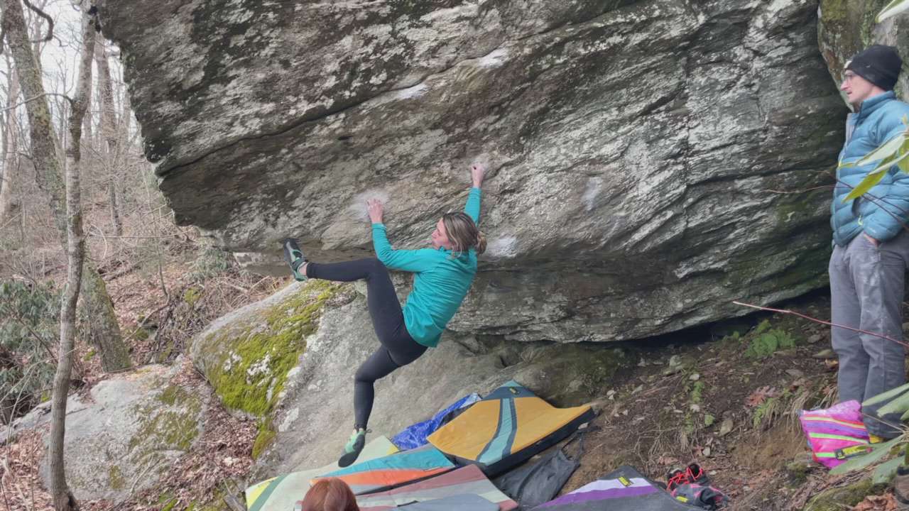 Room With A View v10 - Blowing Rock Bouldering - Watch Beta Videos