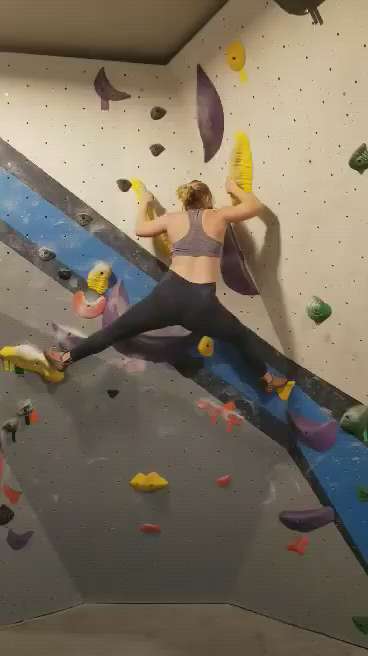 Yellow Boulder - Boulders Climbing Gym Downtown Bouldering - Watch Beta ...