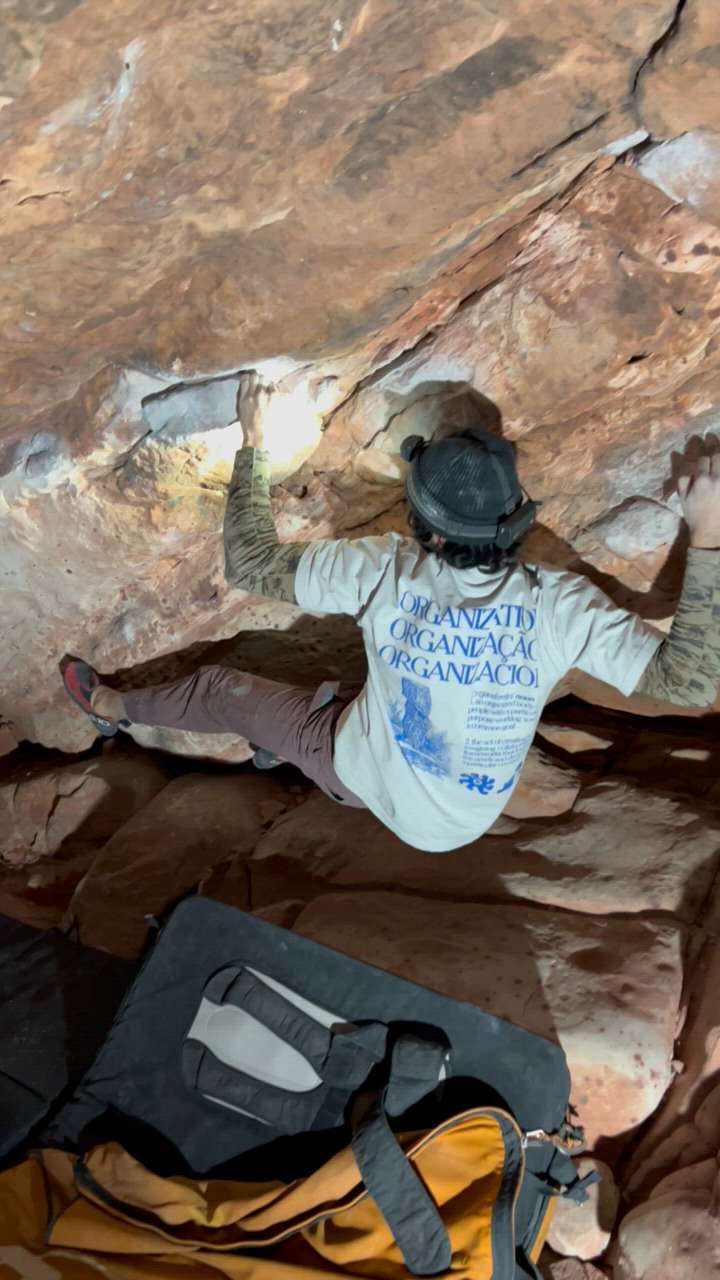 Spring Loaded v8 - Red Spring, Red Rock Bouldering - Watch Beta Videos
