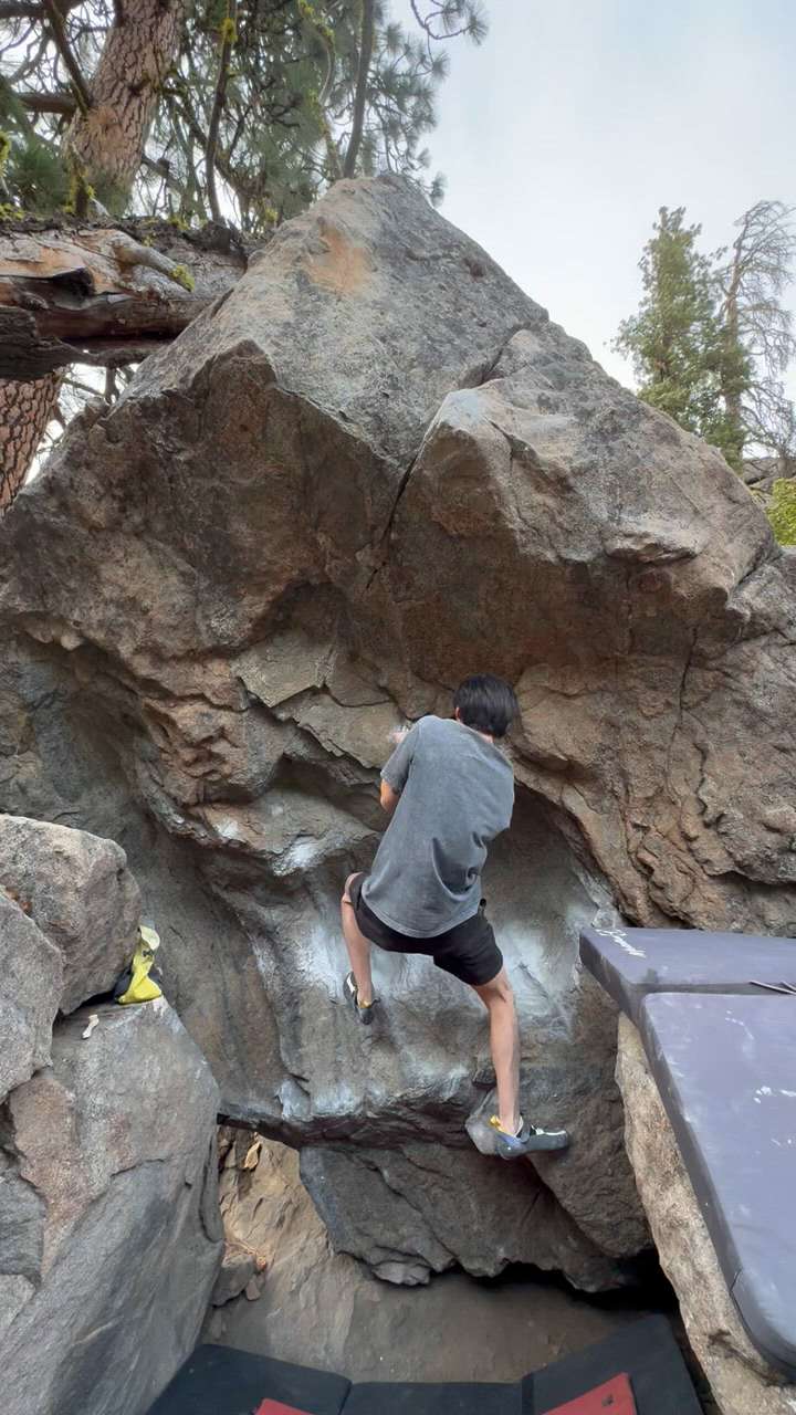 The Undercling v4 - Icicle Canyon, Leavenworth Bouldering - Watch Beta ...