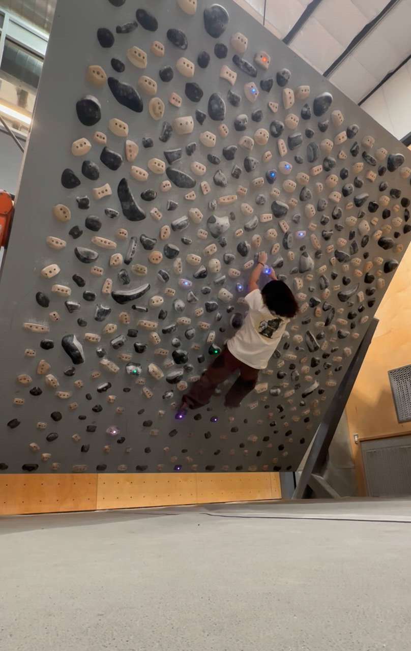 compliments to the climber v4 - Tension Board 2 Bouldering - Watch Beta ...