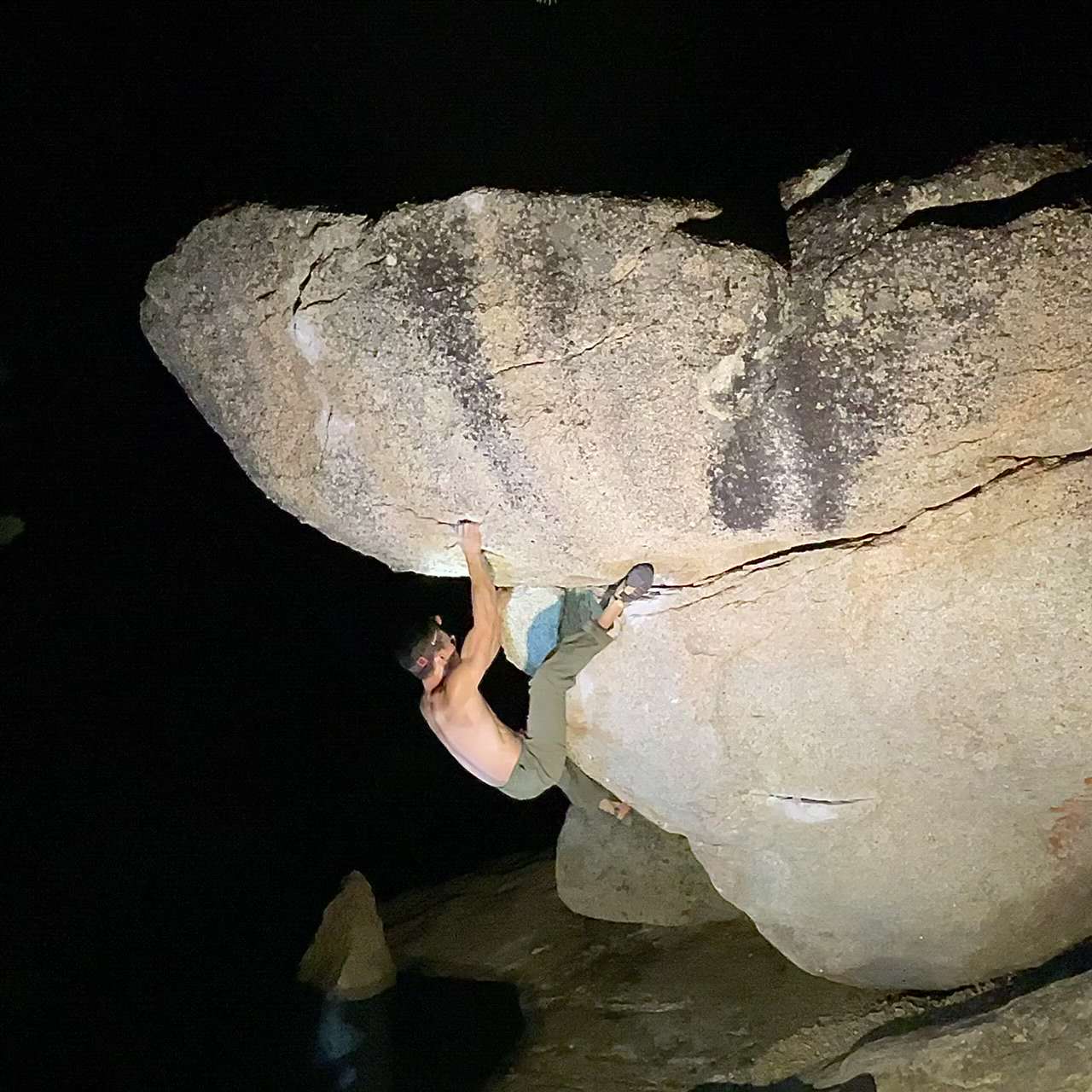 Captain America v8 - Boulder Basin, Black Mountain Bouldering - Watch ...
