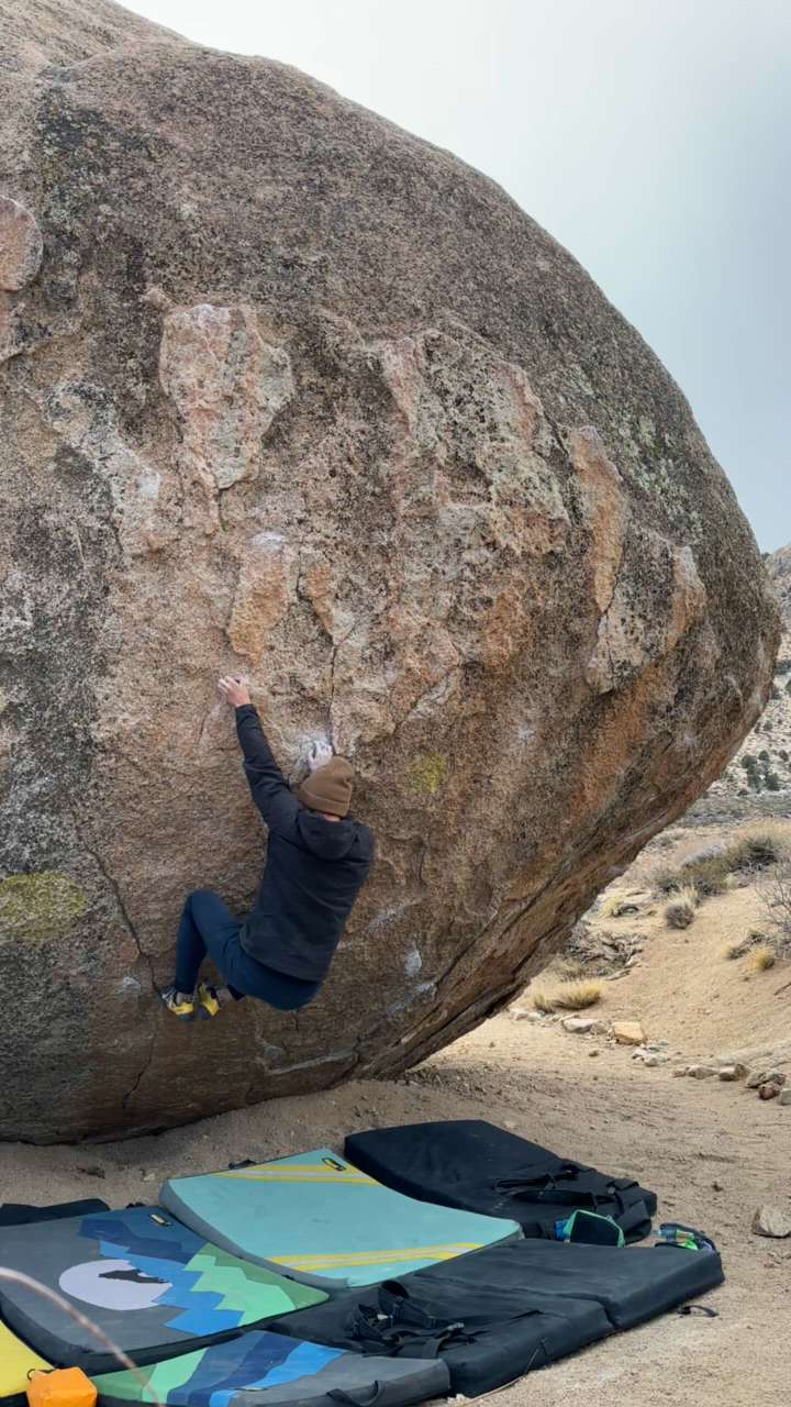 Perfectly Chicken v5 - Buttermilks, Bishop Bouldering - Watch Beta Videos