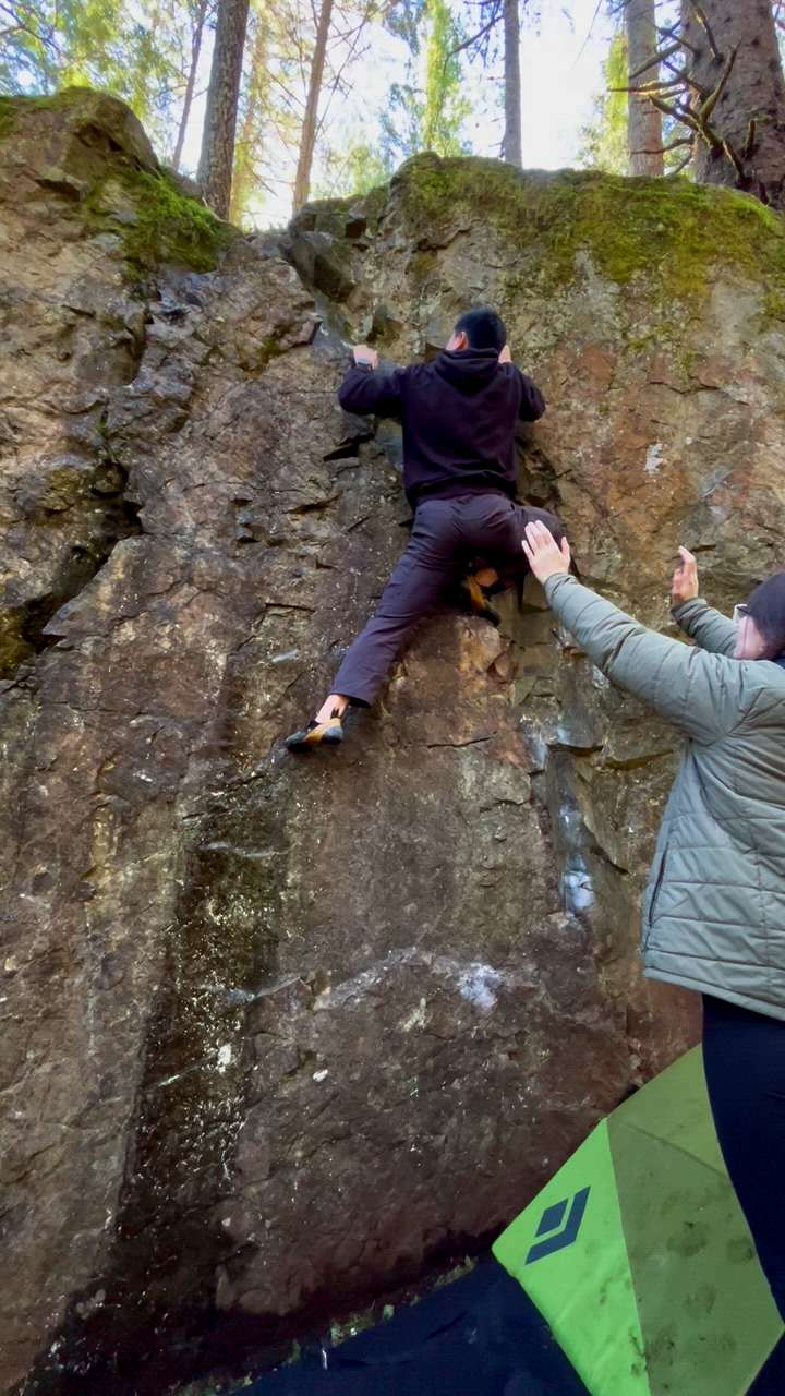 Bob the Boulder v1 - Exit 38, North Bend Bouldering - Watch Beta Videos