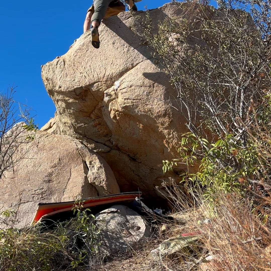 Tiny Atari v2 - Boulder Row, Lake Ramona Bouldering - Watch Beta Videos